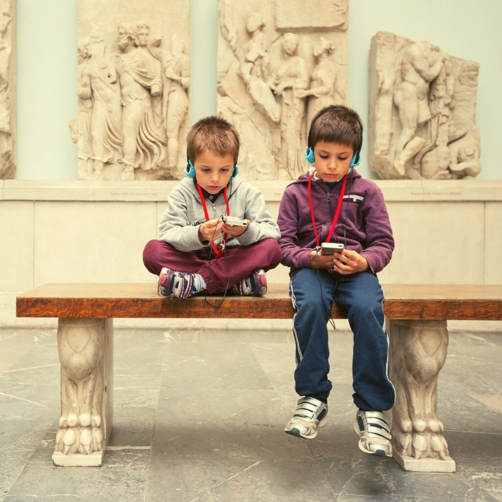 curaduría de arte qué es | ¿qué tareas implica? - Citaliarestauro